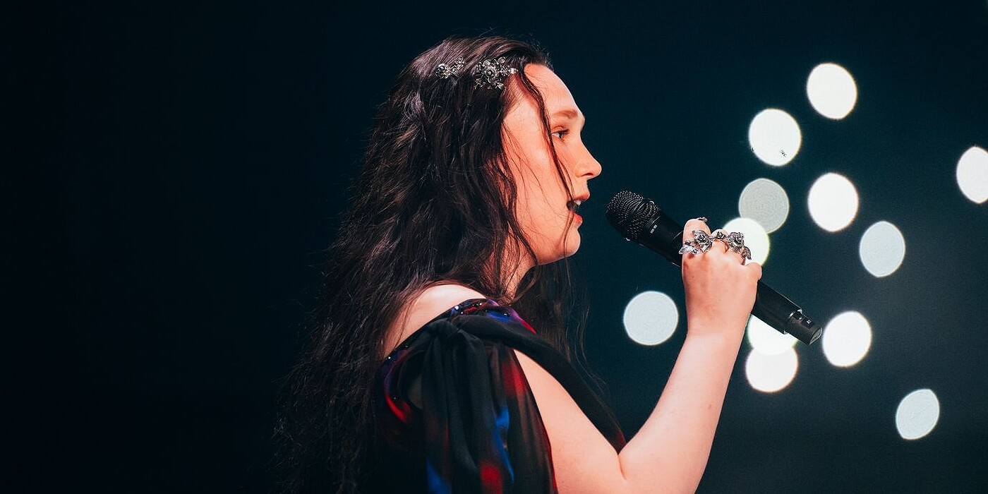 Eurovision 2025 Switzerland: Zoë Më - "Voyage"